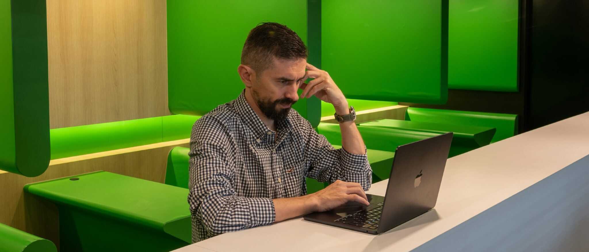 Stop Selling Overtime as "Leadership Experience" - Peoplyst